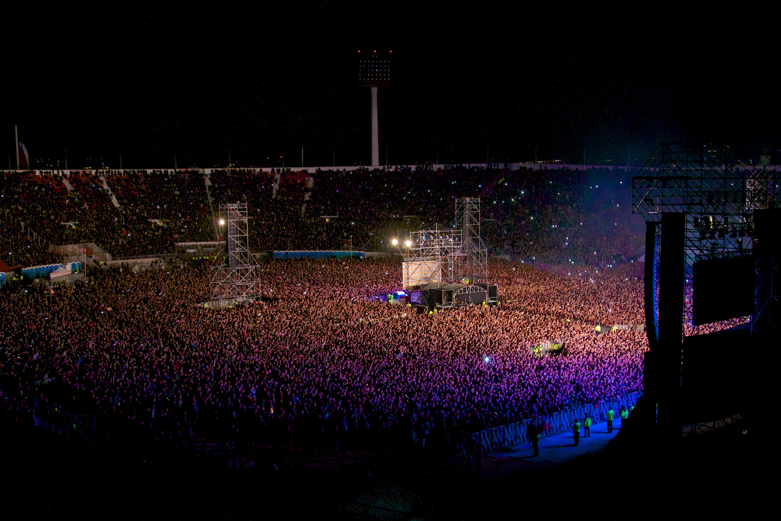 Iron Maiden desde el escenario del Estadio Nacional — Futuro Chile