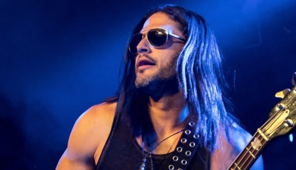 Adrenaline Mob sufre fatal accidente y confirma muerte del bajista ...