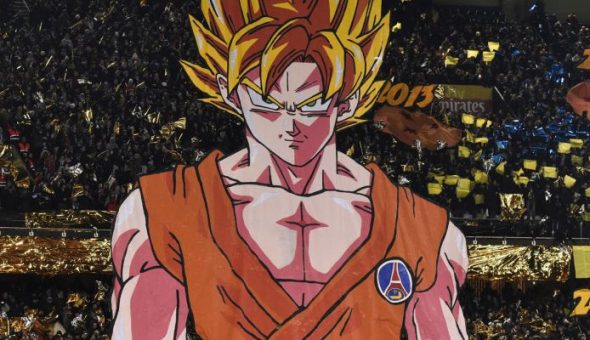 Hinchas del Paris Saint Germain invocaron a Gokú en el clásico contra ...