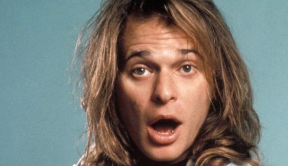 Encuentran guión escrito por David Lee Roth en que se revelan detalles ...