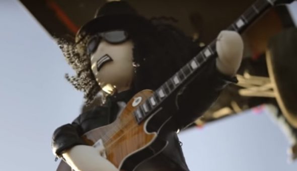 Slash presenta su nuevo video animado "Driving rain"