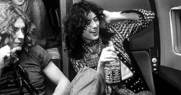 Revelan el avión privado de Led Zeppelin por dentro y sus excesos