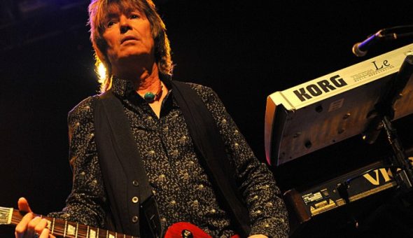 Guitarrista y tecladista de UFO fallece a los 73 años