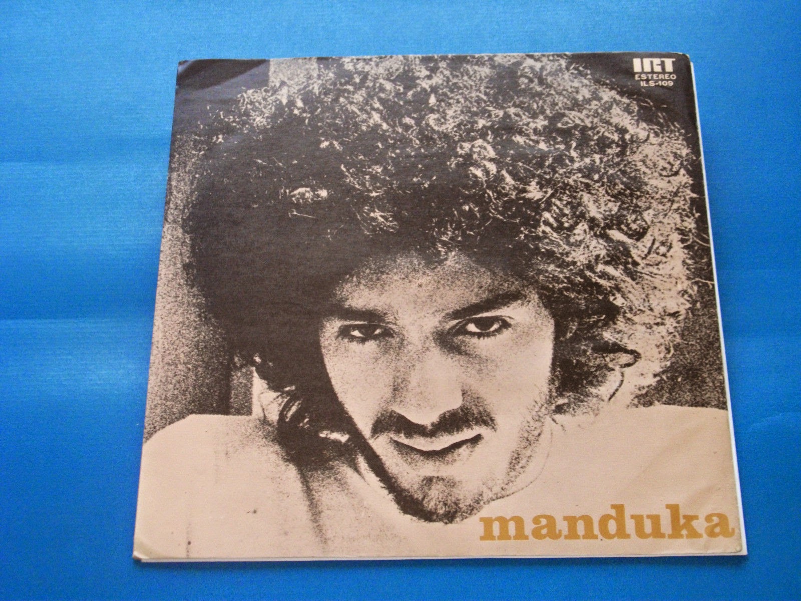 Reeditan primer disco homónimo de "Manduka" — Futuro Chile