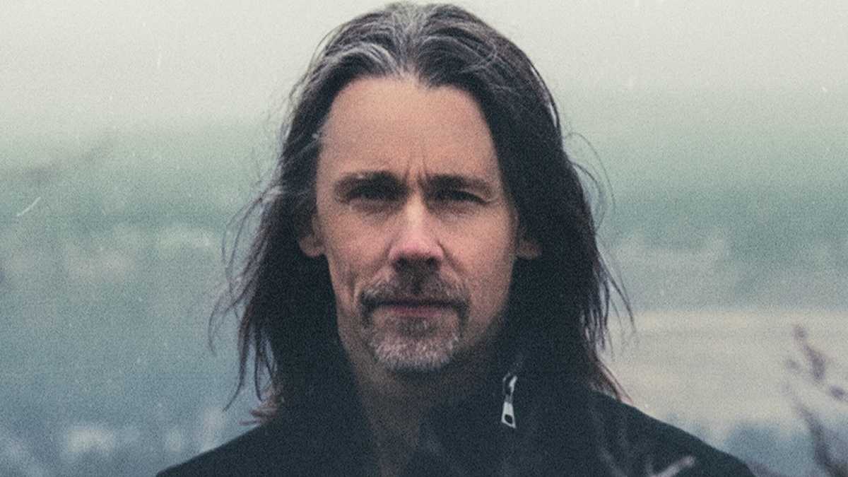 Myles Kennedy lanzó su nuevo video solista "The Ides of March" — Futuro ...