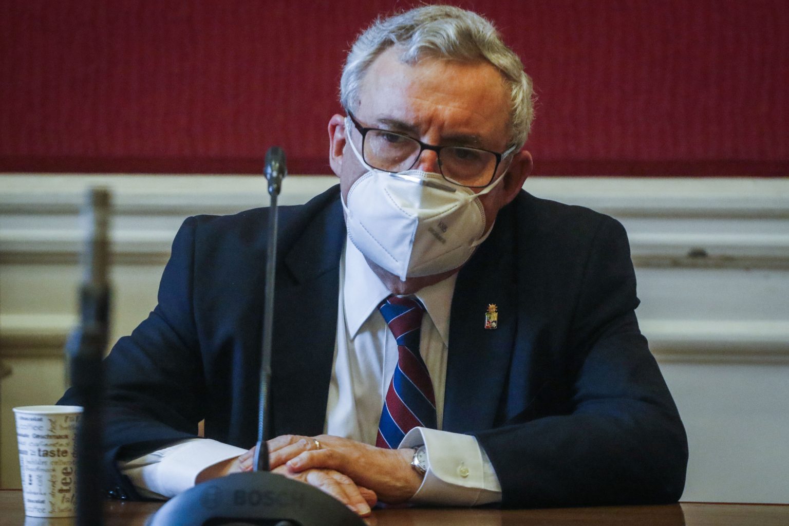 Rector de U. de Chile se refirió a relación con nuevos dueños de Azul ...