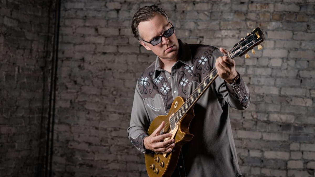 Joe Bonamassa anuncia próximo disco "Time Clocks" y lanza nuevo video ...
