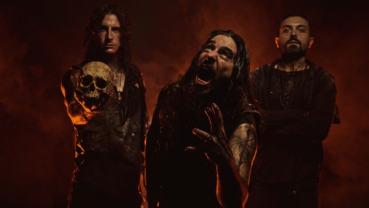 Lucifer's Child anuncia el lanzamiento de su nuevo split — Futuro Chile