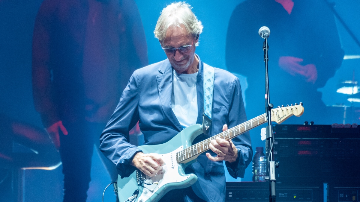 Mike Rutherford: ¿por qué usa guitarras baratas en los shows de Genesis ...