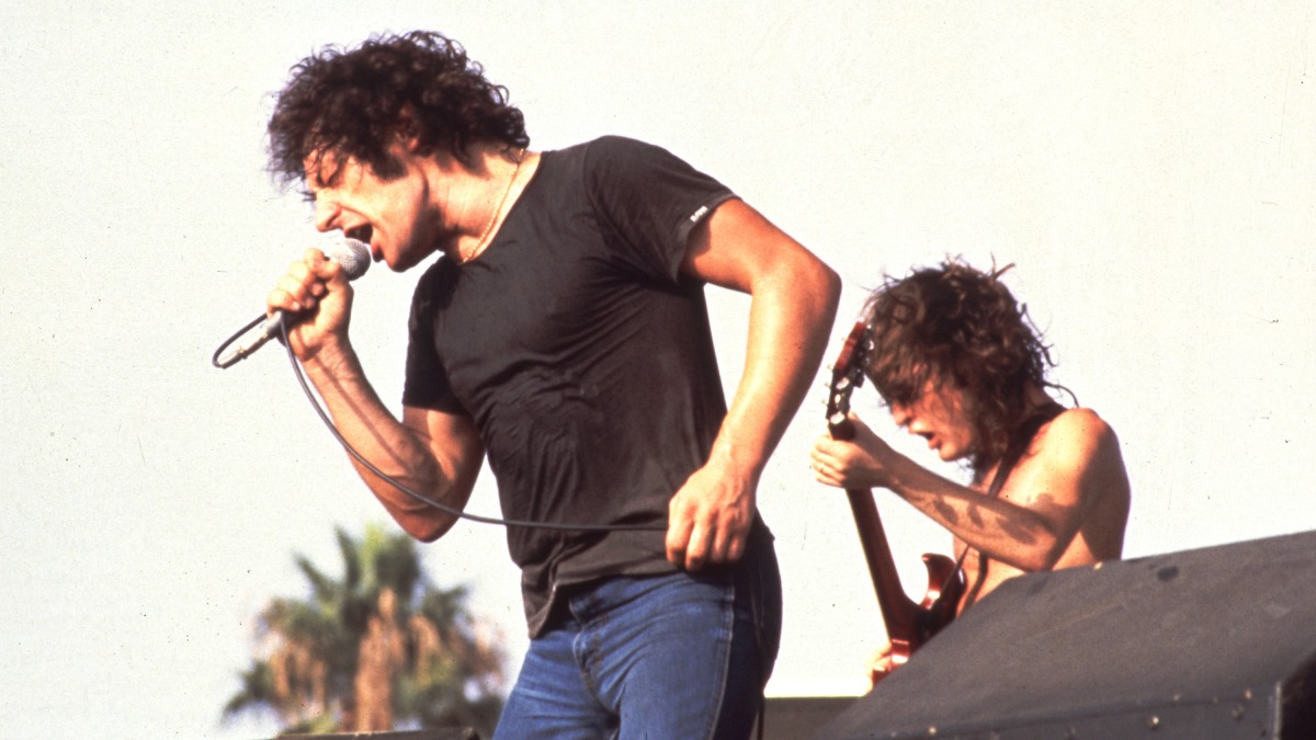 El día que Brian Johnson se unió a AC/DC — Futuro Chile