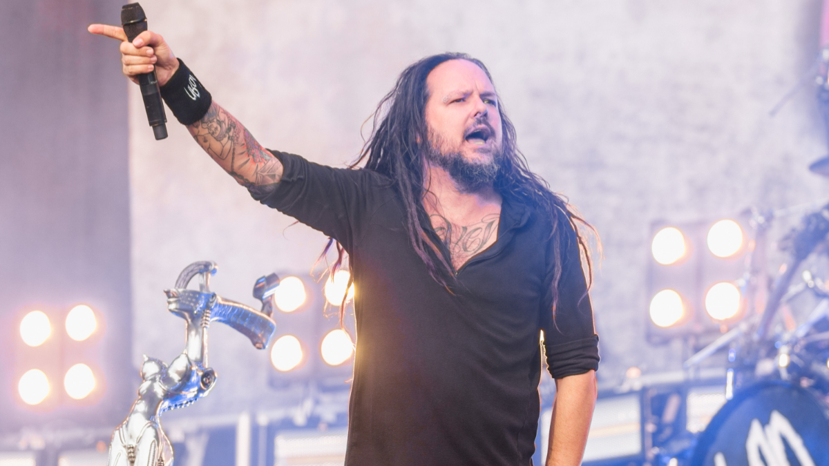 Jonathan Davis de Korn: La canción con la que inició su carrera en el ...