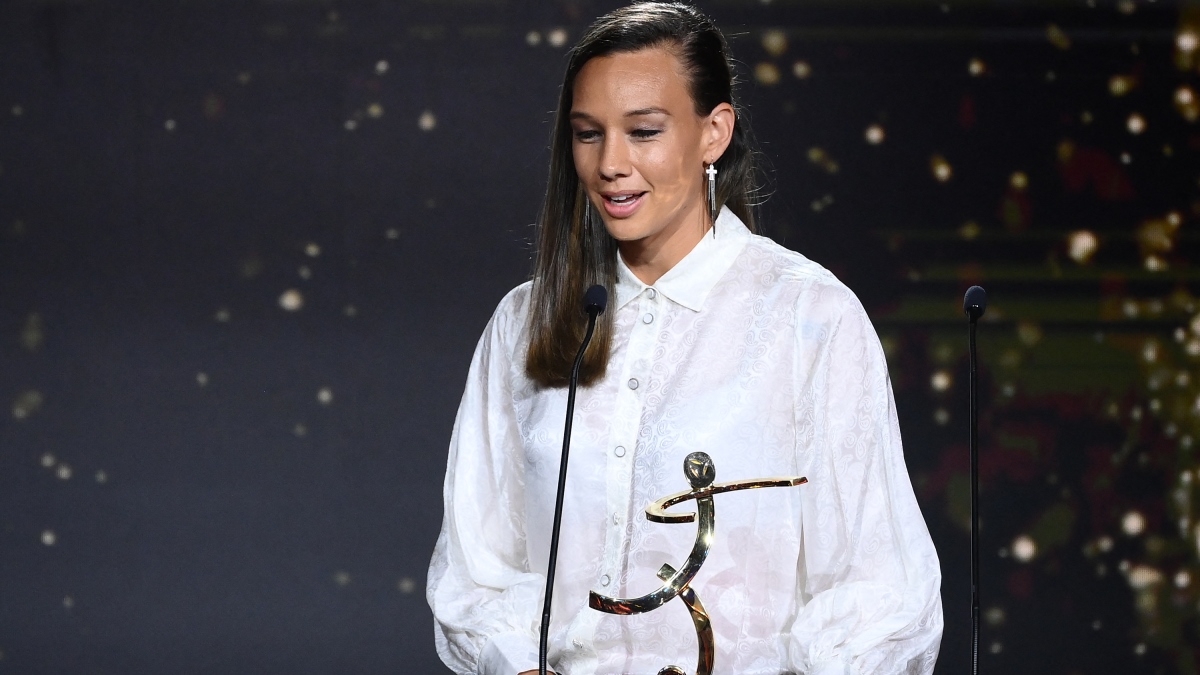 Christiane Endler es elegida como la mejor portera de la liga del ...