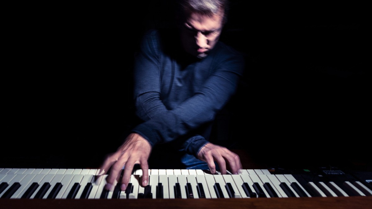 Derek Sherinian lanza su nuevo single y video "Scorpion" — Futuro Chile