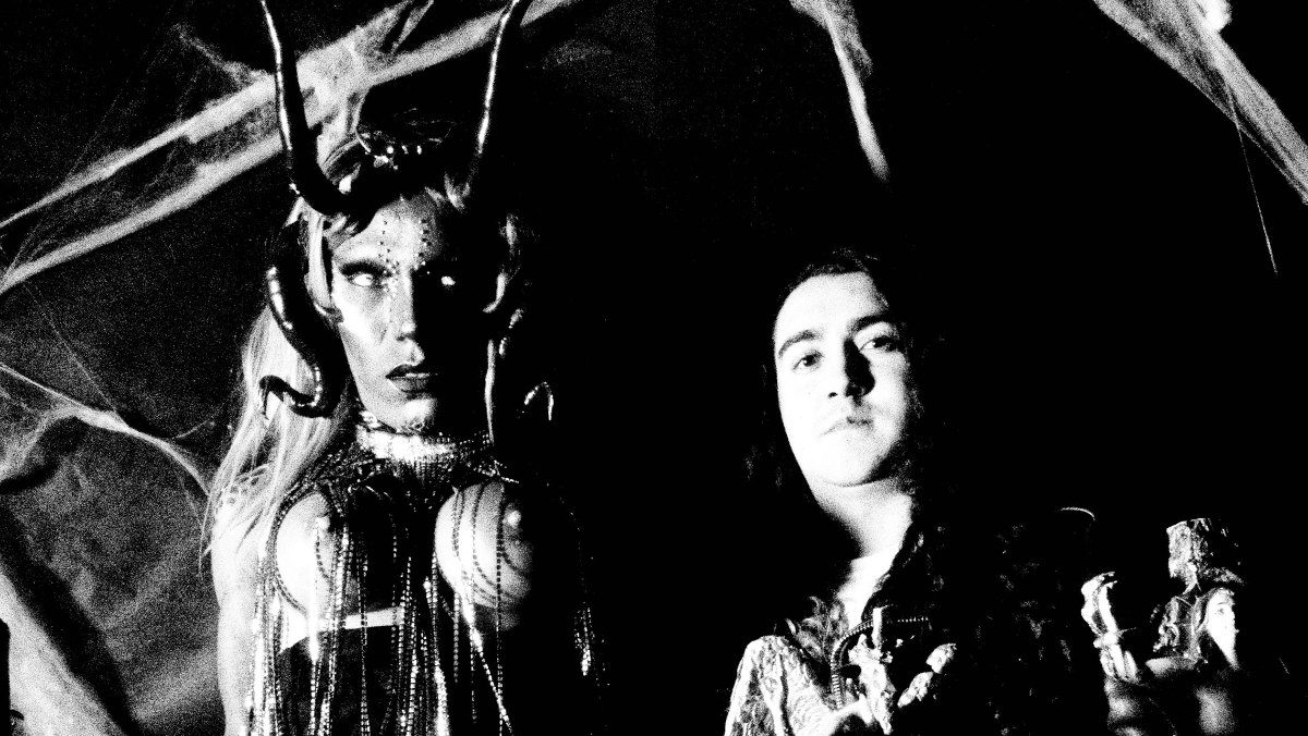 Devil's Poison estrena su nuevo single: "Power of Darkness" — Futuro Chile