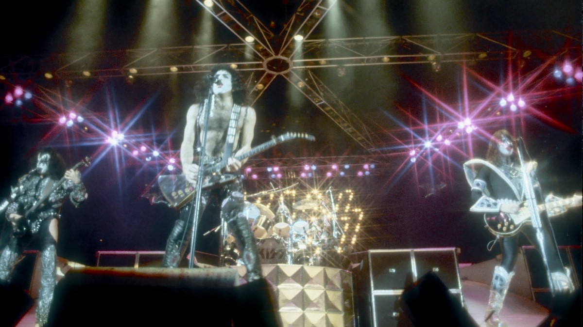 Kiss lanzará nuevo disco en vivo grabado en 1977 — Futuro Chile