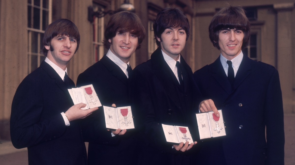 The Beatles y su MBE: coronados por el Reino Unido — Futuro Chile