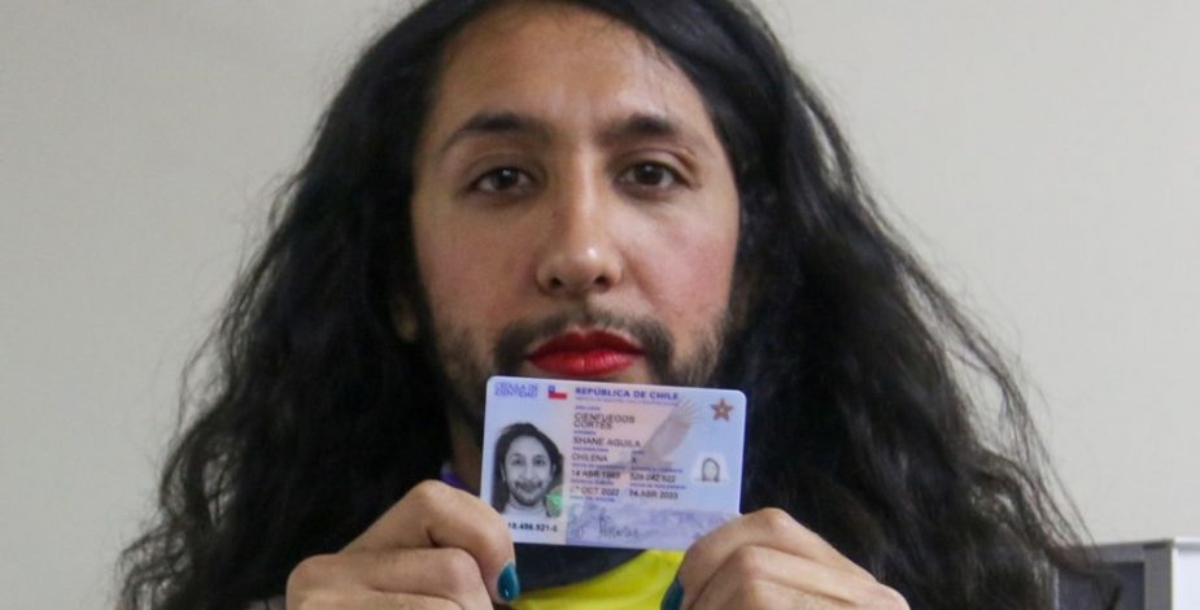 Shane Cienfuegos: Primera persona adulta no binaria en recibir cédula de identidad — Futuro Chile