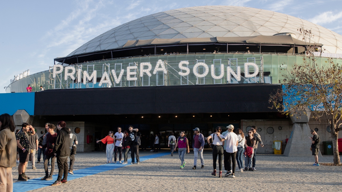 Primavera en la ciudad: Santiago se prepara para Primavera Sound ...