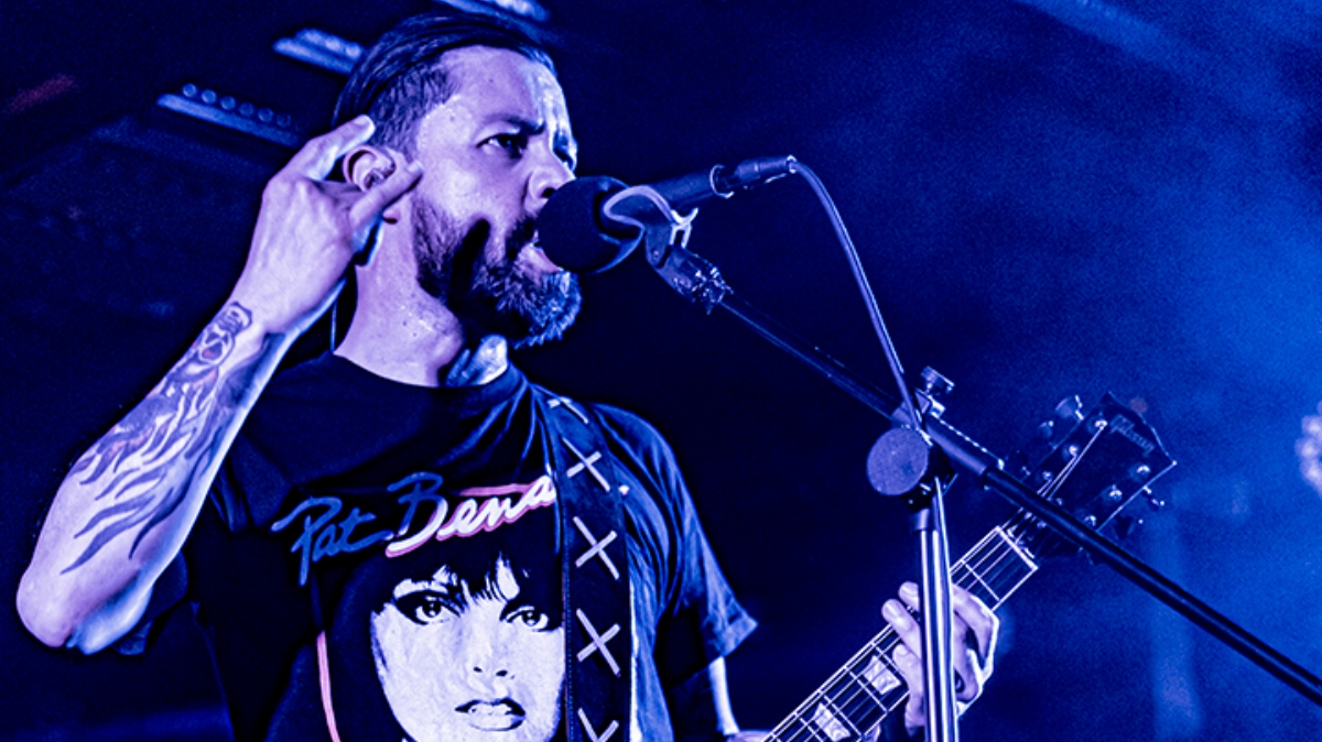 Omar Acosta, ex BBs Paranoicos, se lanza como solista y anuncia ...