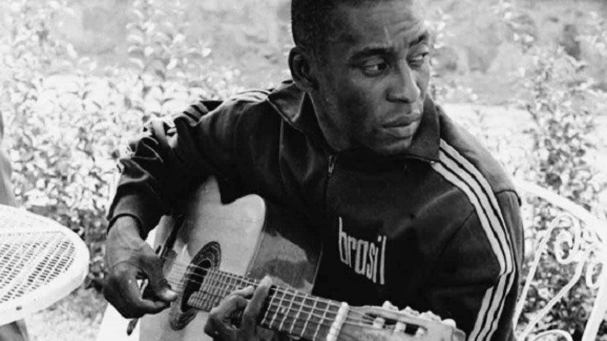 Pelé, músico y compositor en su intimidad — Futuro Chile