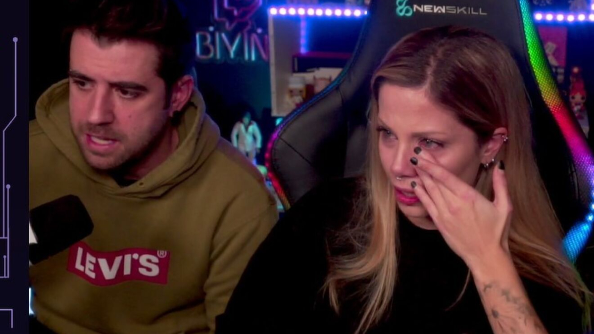 ¿Por qué funan a Auronplay y a su novia? Te contamos los detalles ...