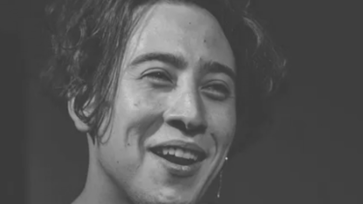 Comediante chileno se presenta exitosamente en el Festival Vive Latino ...