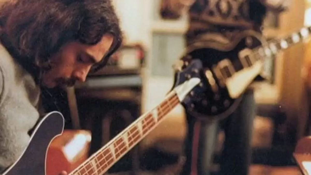 Mario Mutis: el bajista de Los Jaivas hoy cumple 76 años — Futuro Chile