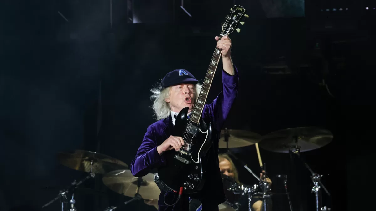 Angus Young se refirió a sus 5 músicos favoritos — Futuro Chile