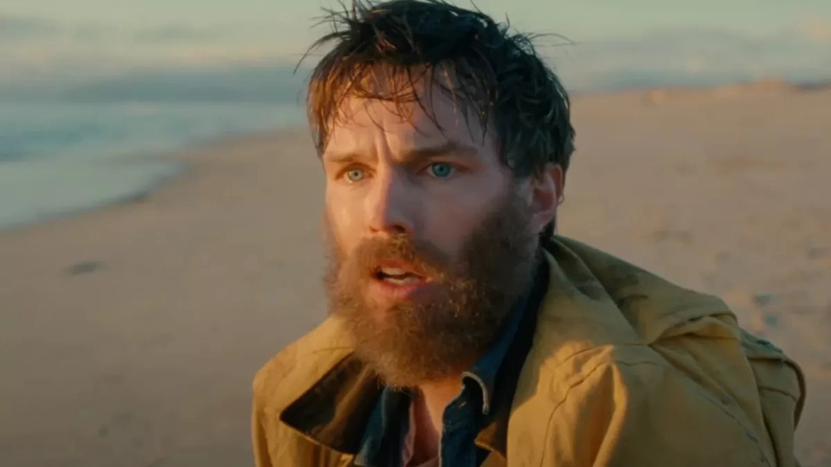 Nicholas Hoult se embarca en un viaje épico en nuevo video de The ...