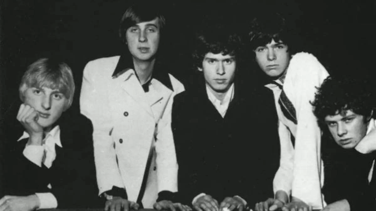 Genesis: a 55 años del revuelo del subvalorado debut "From Genesis to ...