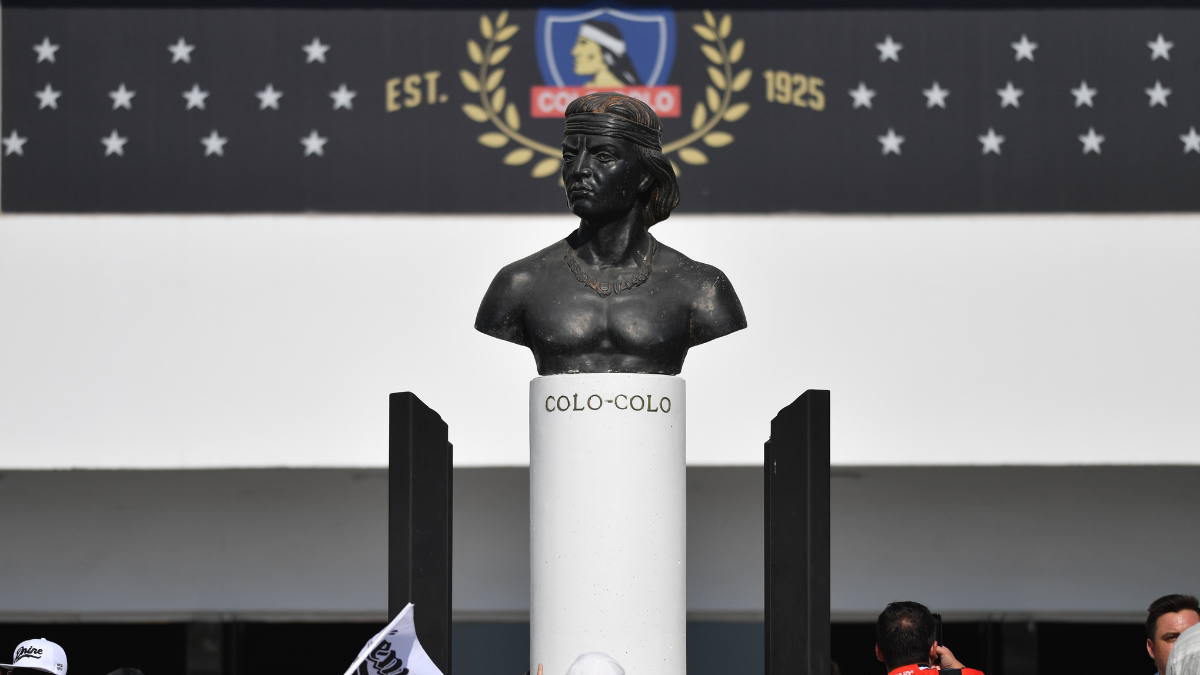 Colo Colo celebra sus 99 años con curiosa ceremonia de cara al ...