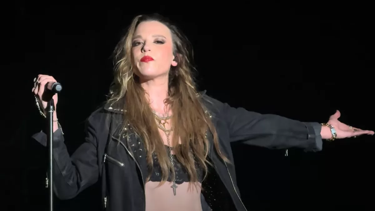 Tras salida de Erik Gronwall: Lzzy Hale de Halestorm debutó como nueva ...