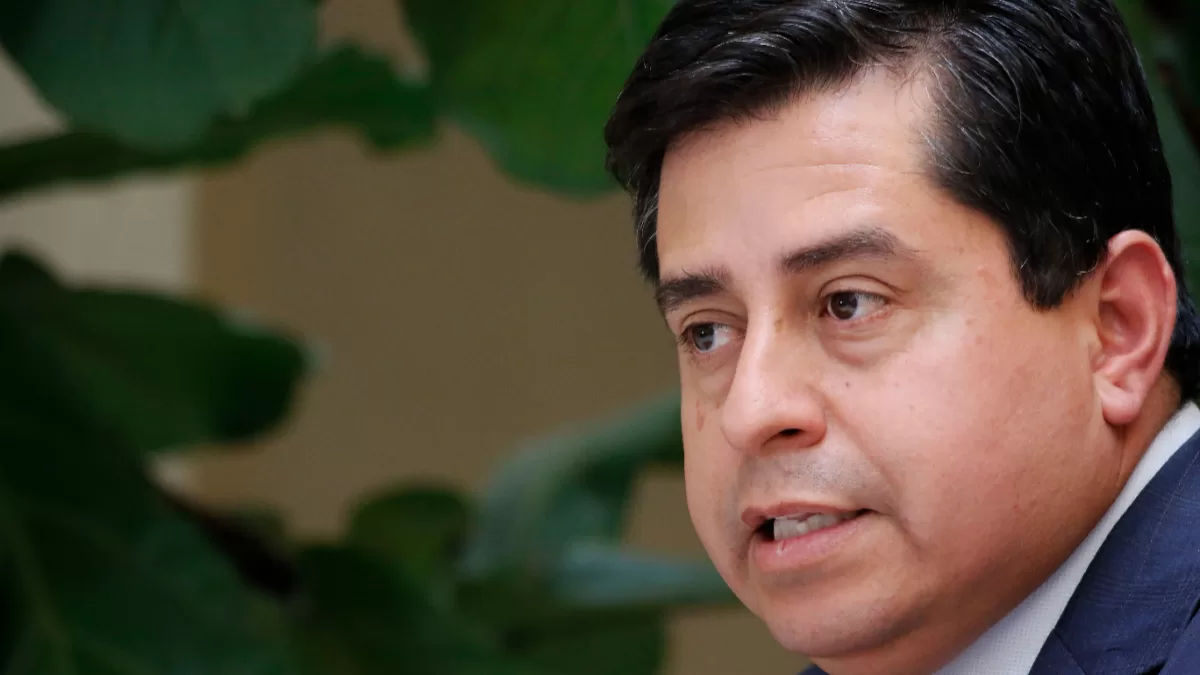 Parlamentarios van a estar “reflexionando el fin de semana”: Senador Pedro Araya detalla el ...