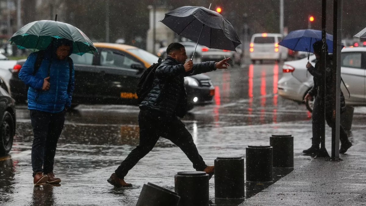 Lluvia en Santiago: ¿a qué hora comenzarán las precipitaciones en la Región Metropolitana este ...
