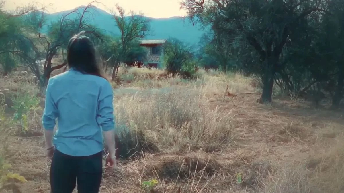 Mercy Phall estrena su primer video “Pose” — Futuro Chile