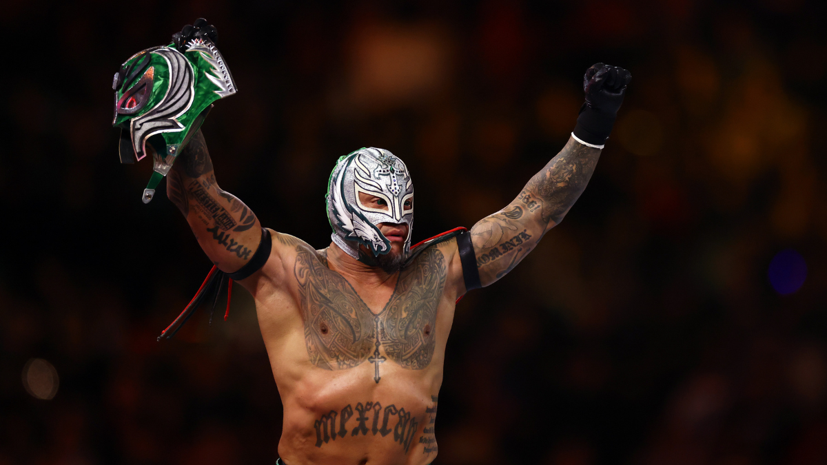 Rey Mysterio Is Saved By Legado Del Fantasma After Facing – VNUMS