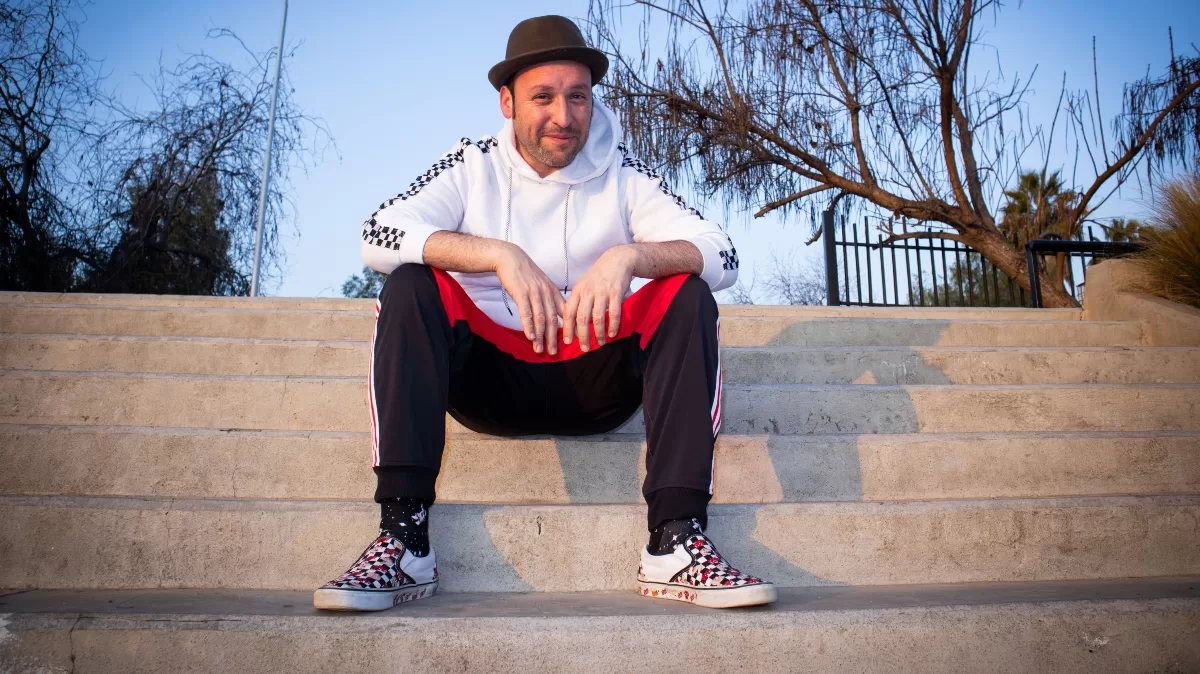 Ska chileno: Rigo Rioja estrena su nueva canción “Hug and Kiss ...