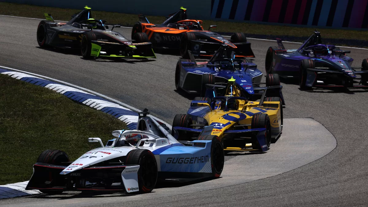 Driver, la nueva docuserie de Amazon Prime sobre los pilotos de la ...