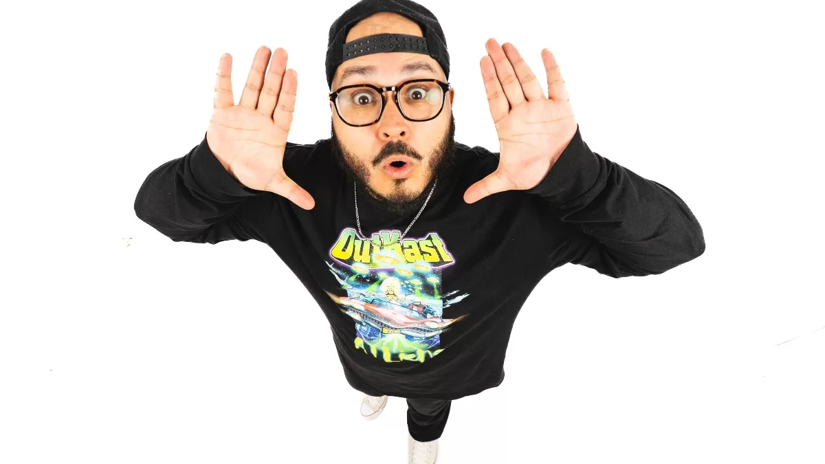 Esteban Duch continúa el éxito de “Turista Permanente” y anuncia show ...