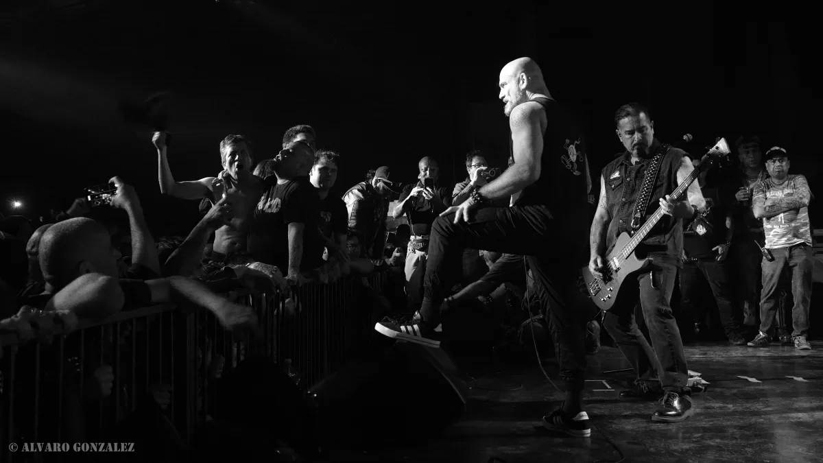 La legendaria banda de punk chileno CAOS anuncia gira nacional y el lanzamiento de nuevo ...