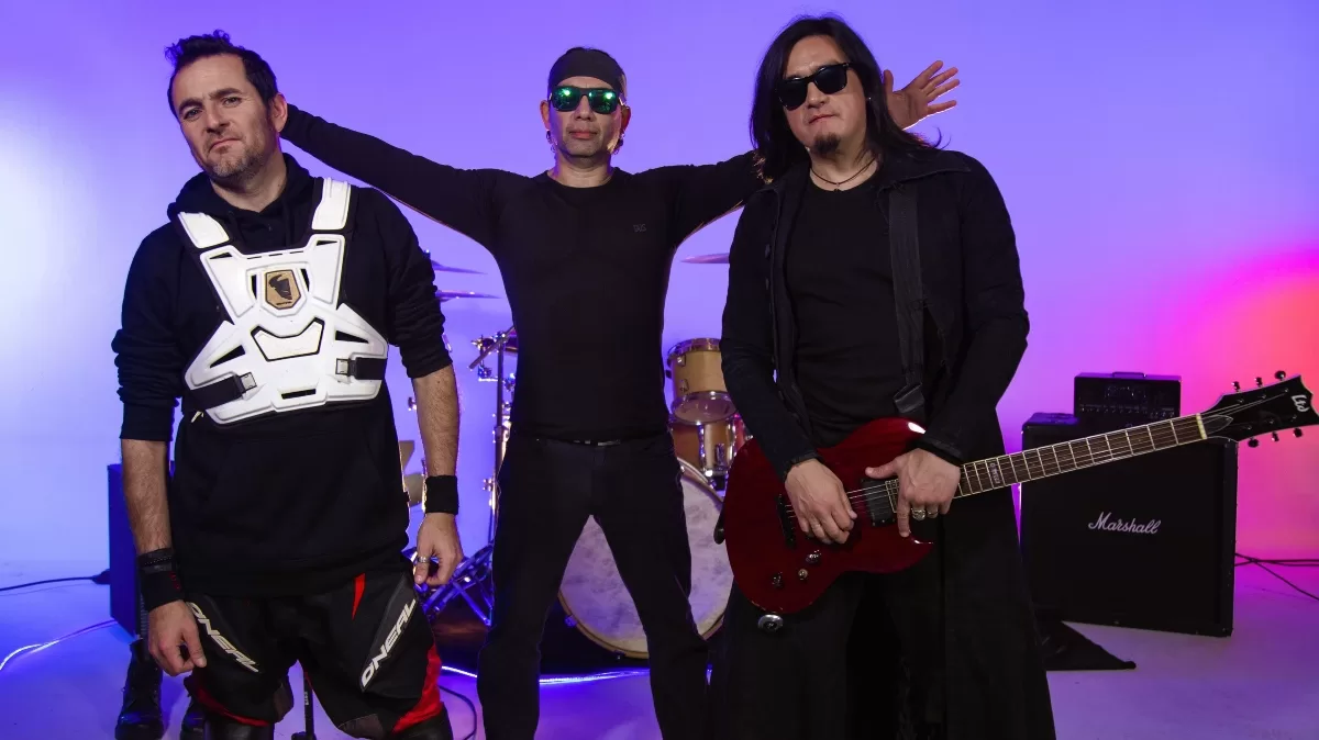 Hard rock chileno: Farma presenta su nuevo sencillo “Cazadora de Likes ...