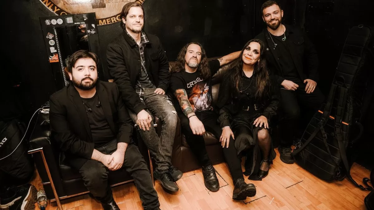 Crisálida celebra el sonido de “Niños Dioses” en un "listening party ...