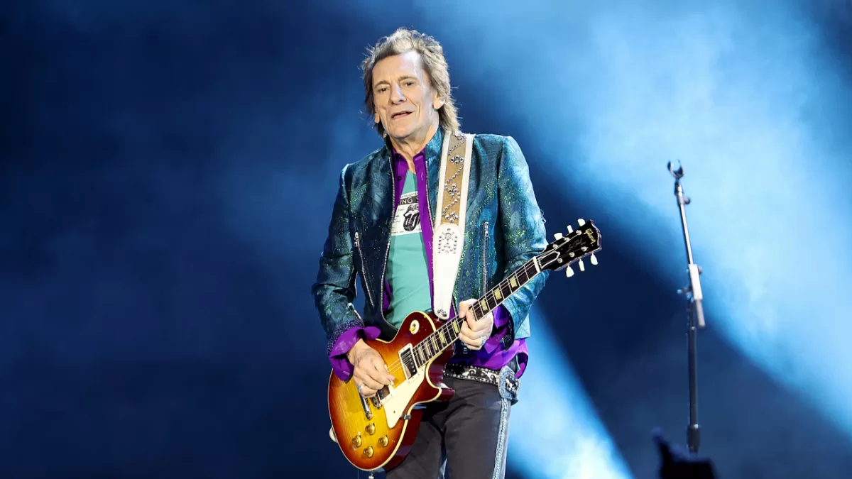 Así celebró Ronnie Wood sus 50 años como integrante de The Rolling ...