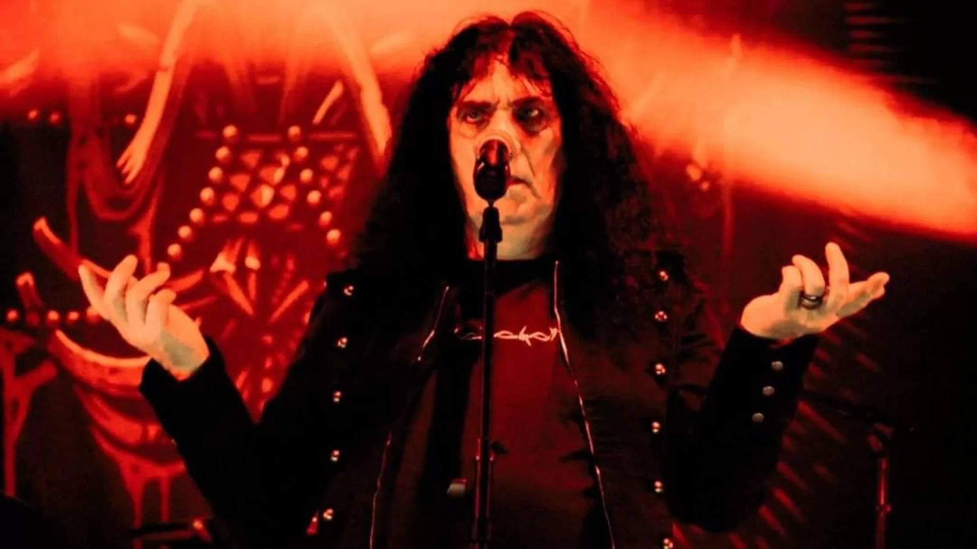 Brian Ross, de Satan, deberá someterse a cirugía "que le salvará la ...