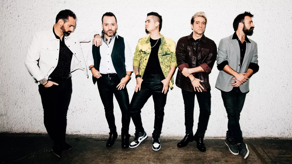 Aisles lanza video en vivo en Abbey Road Studio 3 — Futuro Chile