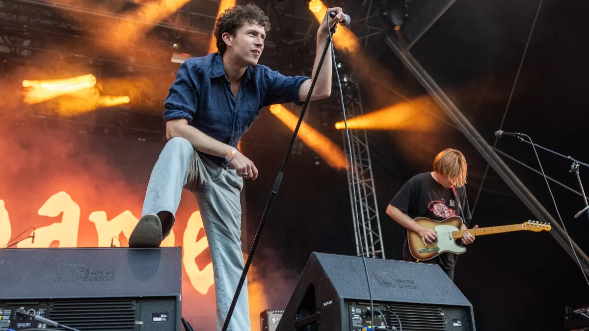 ¡Uno de los fenómenos del post-punk debuta en Chile! Todos los detalles ...
